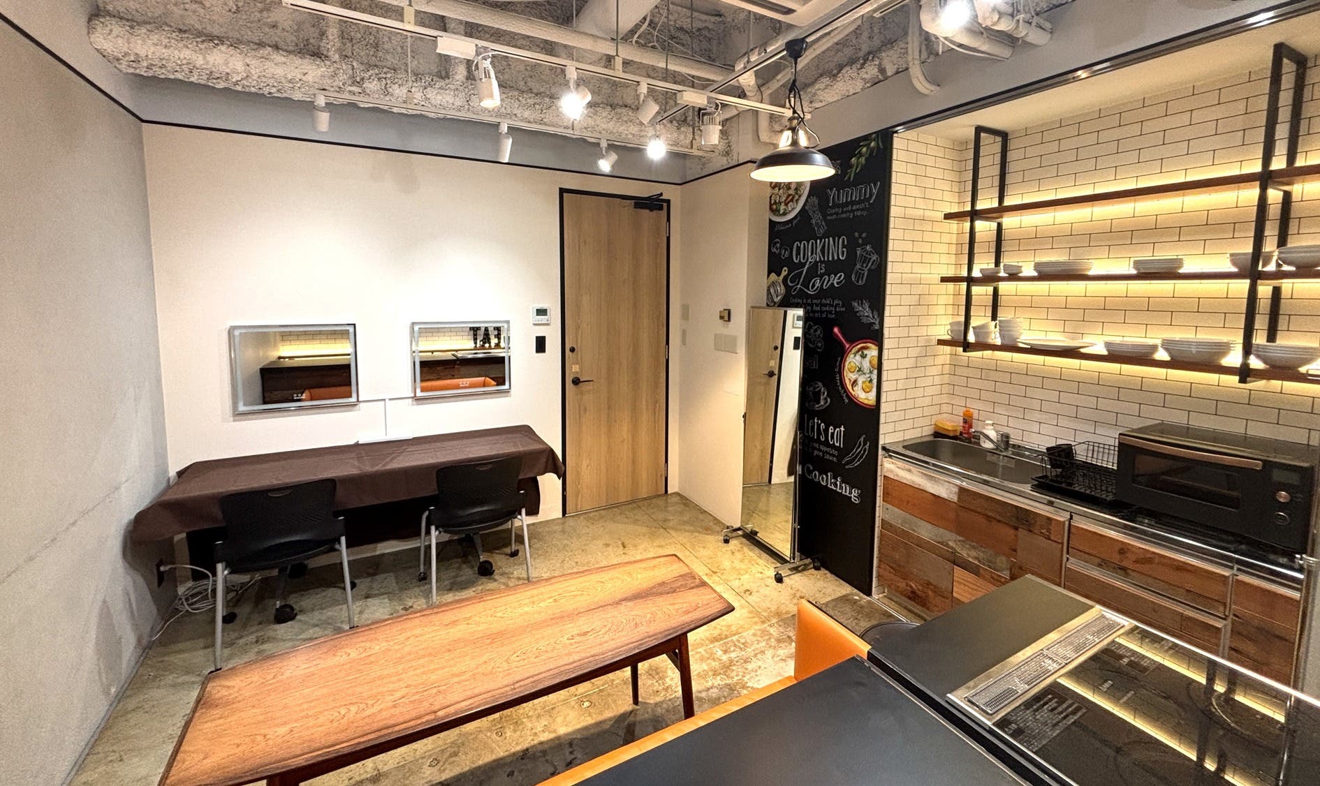 Make Room(控室)の画像1