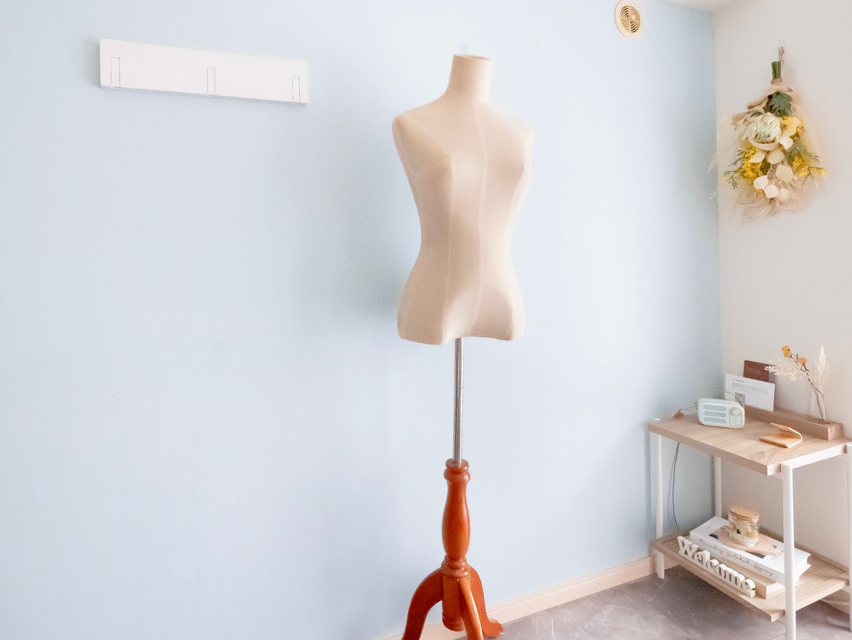 【中目黒徒歩2分】完全個室レンタルサロン✨エステ・整体・ネイル｜EV付き建物｜ドリンク無料｜調光ライトの写真27