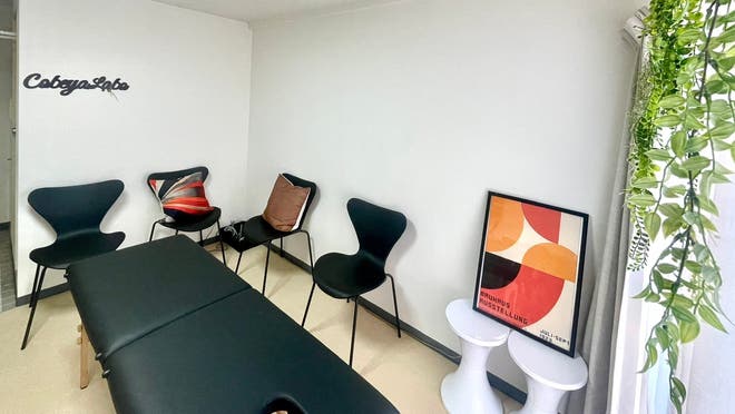 大丸錦出口正面!完全個室のワークスペース/大型モニター/Web会議/ミーティング/作業スペース/レンタルサロンの写真3