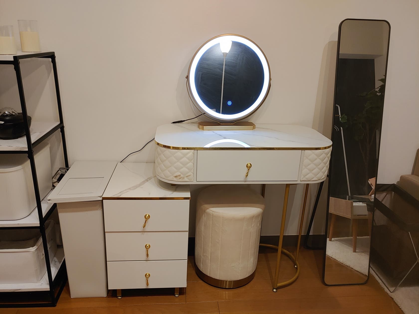 🖼リニューアルオープン！お値打ち価格！🌺栄駅すぐ！プライベートサロン🤎美容機器完備🤎WiFi📡の写真4