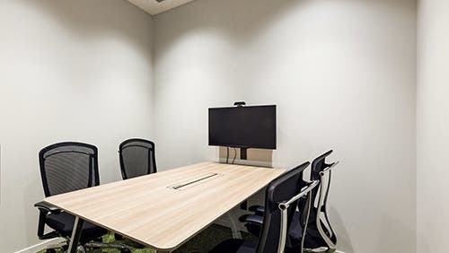 Meeting Room (モニター付き4名様用会議室)の写真1