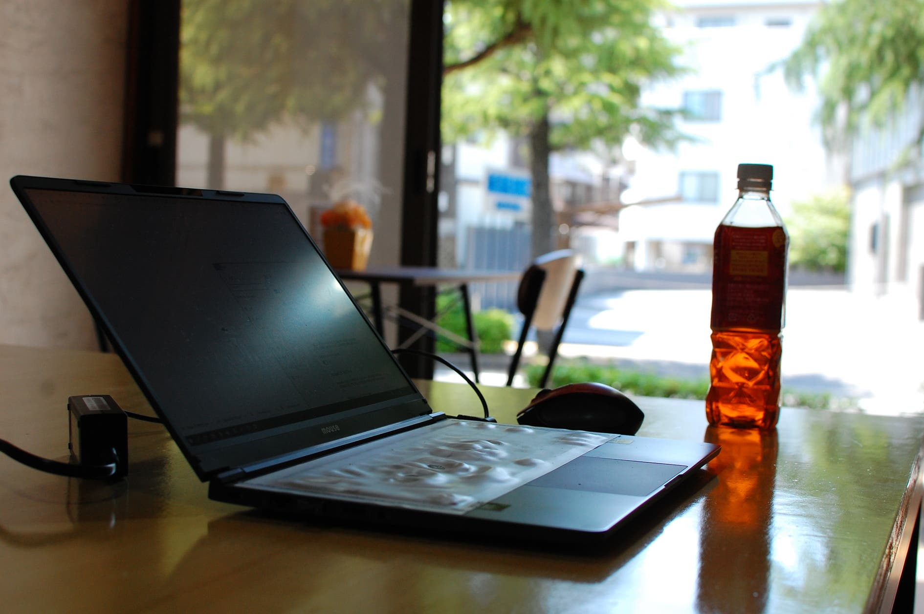 【西条駅から徒歩7分】広々としたオープンスペースのドロップインの写真2