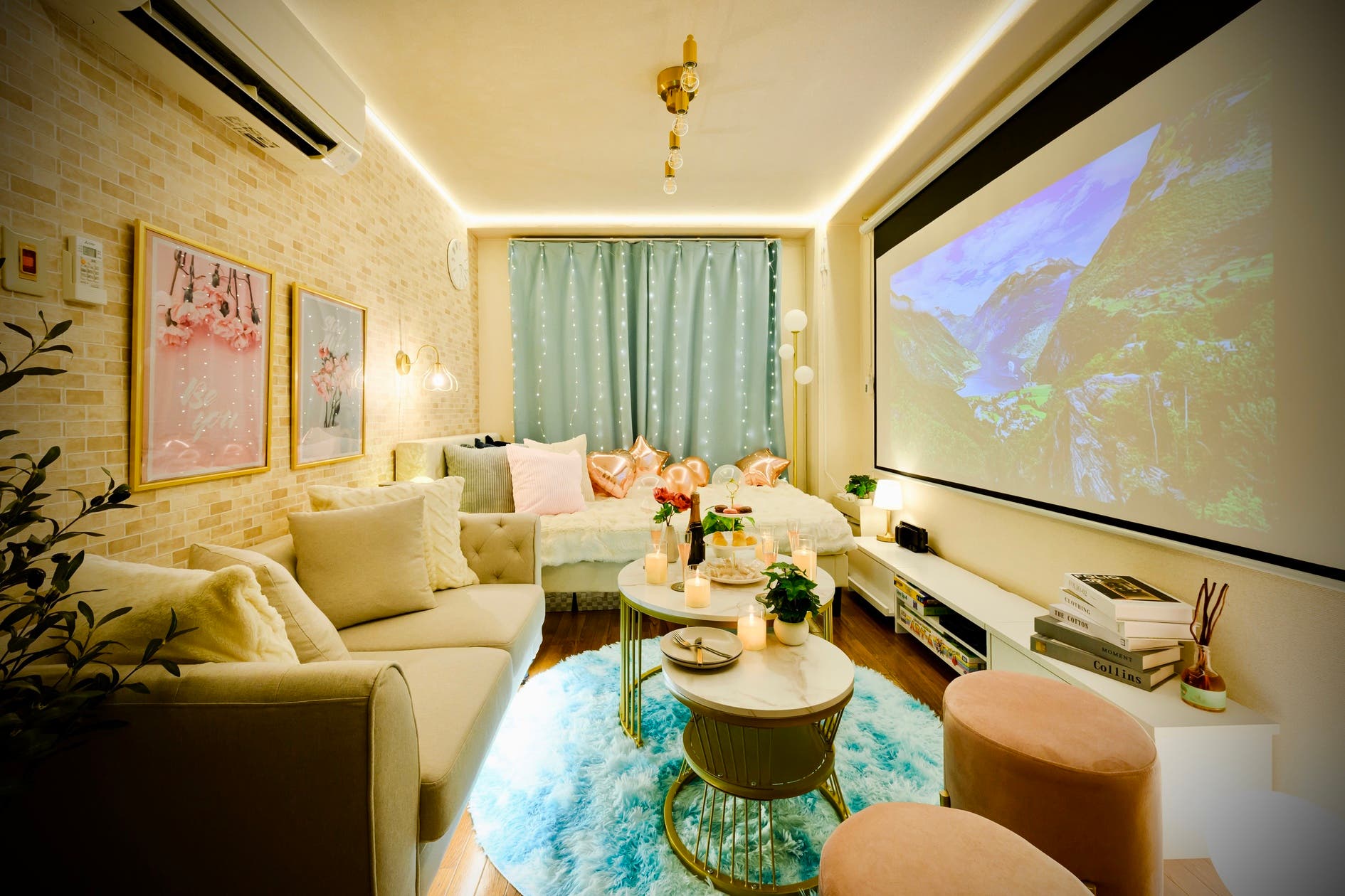 🎄大人のクリスマス🤍未成年🆗大迫力100㌅鑑賞会／Switch🎥💫どこから撮ってもインスタ映え💖ふかふかマットレスの写真1