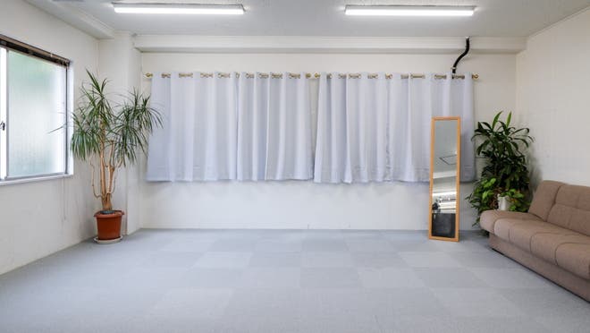 高田馬場駅から徒歩10分 〜 商品撮影・プロフィール撮影・小型犬撮影に特化した10坪のスタジオです。の写真1