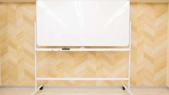 【五反田駅3分】限定価格🉐100㌅大型スクリーン/着席34名/会議/セミナー/教室/食事会/勉強会/ボドゲの写真17