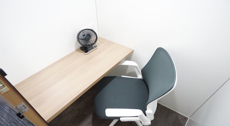 ＜SoloWork飯田橋No.2＞レビュー🉐プラン実施中✨24H🈺完全個室ブース💼高速光Wi-Fi📶電源🔌テレワーク