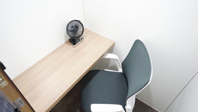 <SoloWork飯田橋No.5>年末感謝価格!24H🈺完全個室ブース💼高速光Wi-Fi📶電源🔌テレワーク/ZOOMの写真1