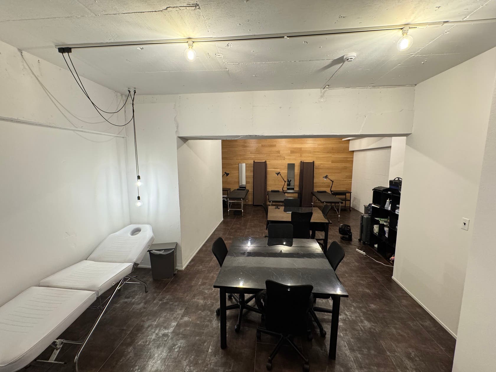 新大久保にOPEN！1時間から使えるサロン⭐️完全プロフェッショナル向けの写真1