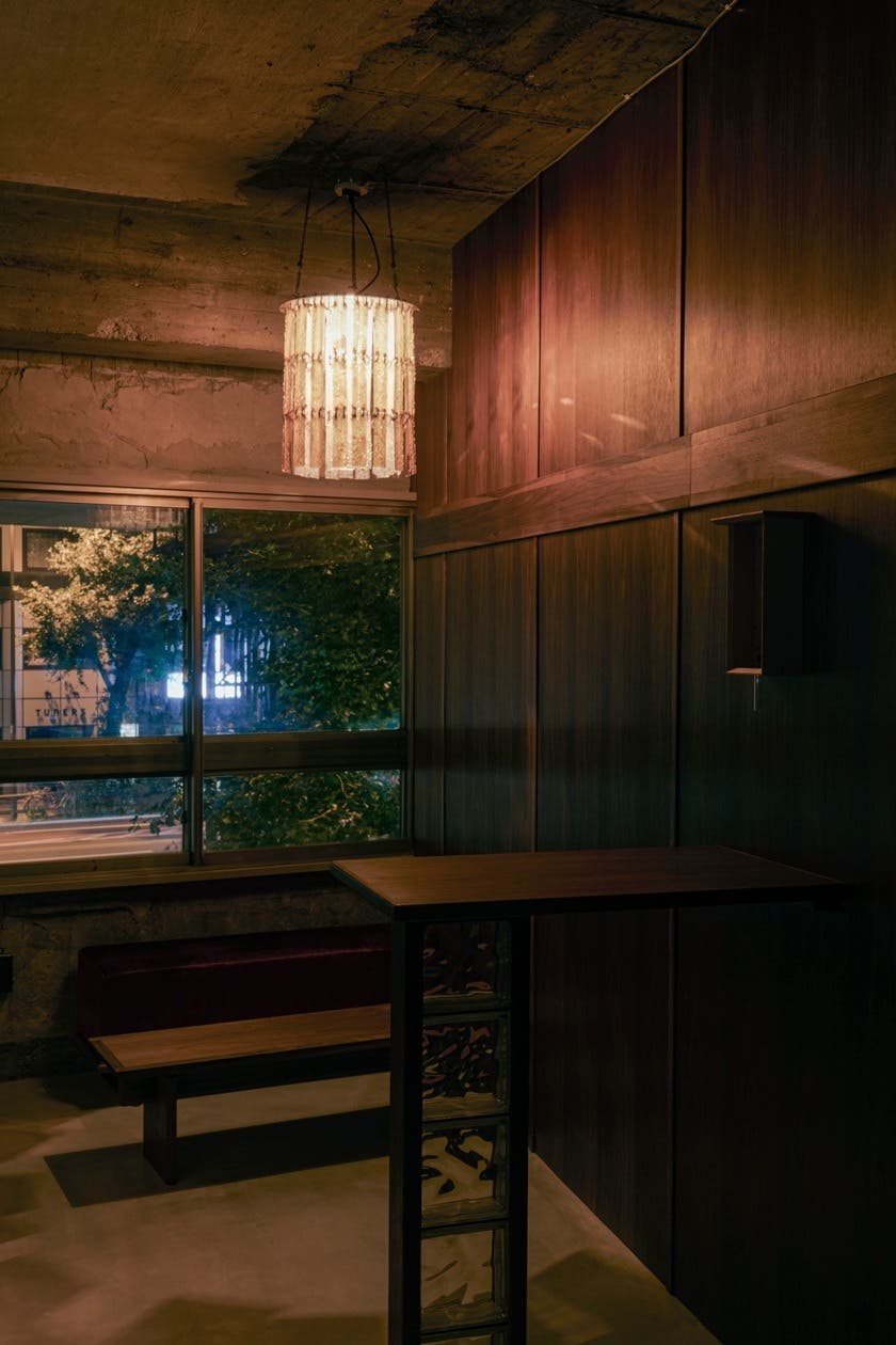 三軒茶屋駅から徒歩6分のBARの写真1