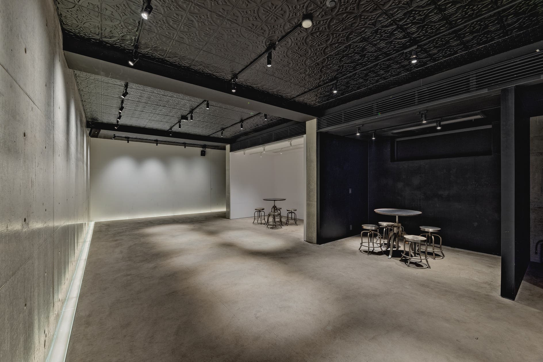 【表参道】南青山に佇む隠れ家のようなロケーション。Wi-Fi、音響、プロジェクター完備で展示会やイベント開催に最適です。の写真10