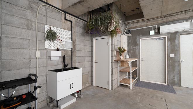 【南阿佐ケ谷駅/徒歩7分】豊富な無料機材!1時間から利用できる防音地下スタジオ|商用利用OK・撮影・インタビュー収録に最適の写真5