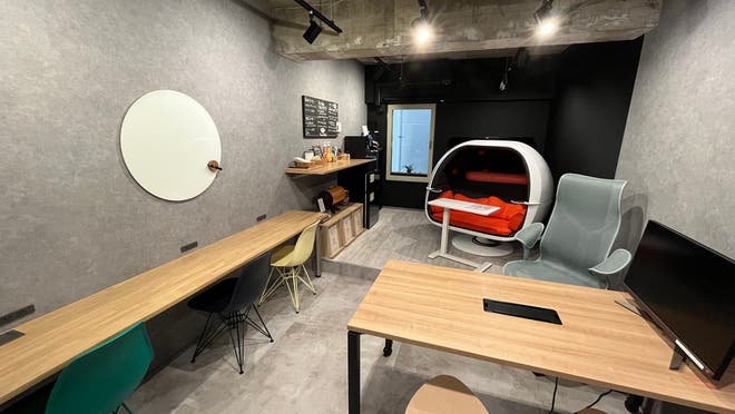 【麻布十番駅5分】挽きたてコーヒー・ラテが飲める防音スペース!ごみ捨てOK!パーティ・会議・撮影...の写真1