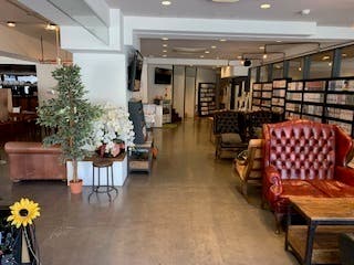 🎉アンティーク家具が揃う🎉西鉄久留米駅から徒歩1分✨おしゃれな空間✨イベントスペースの写真9