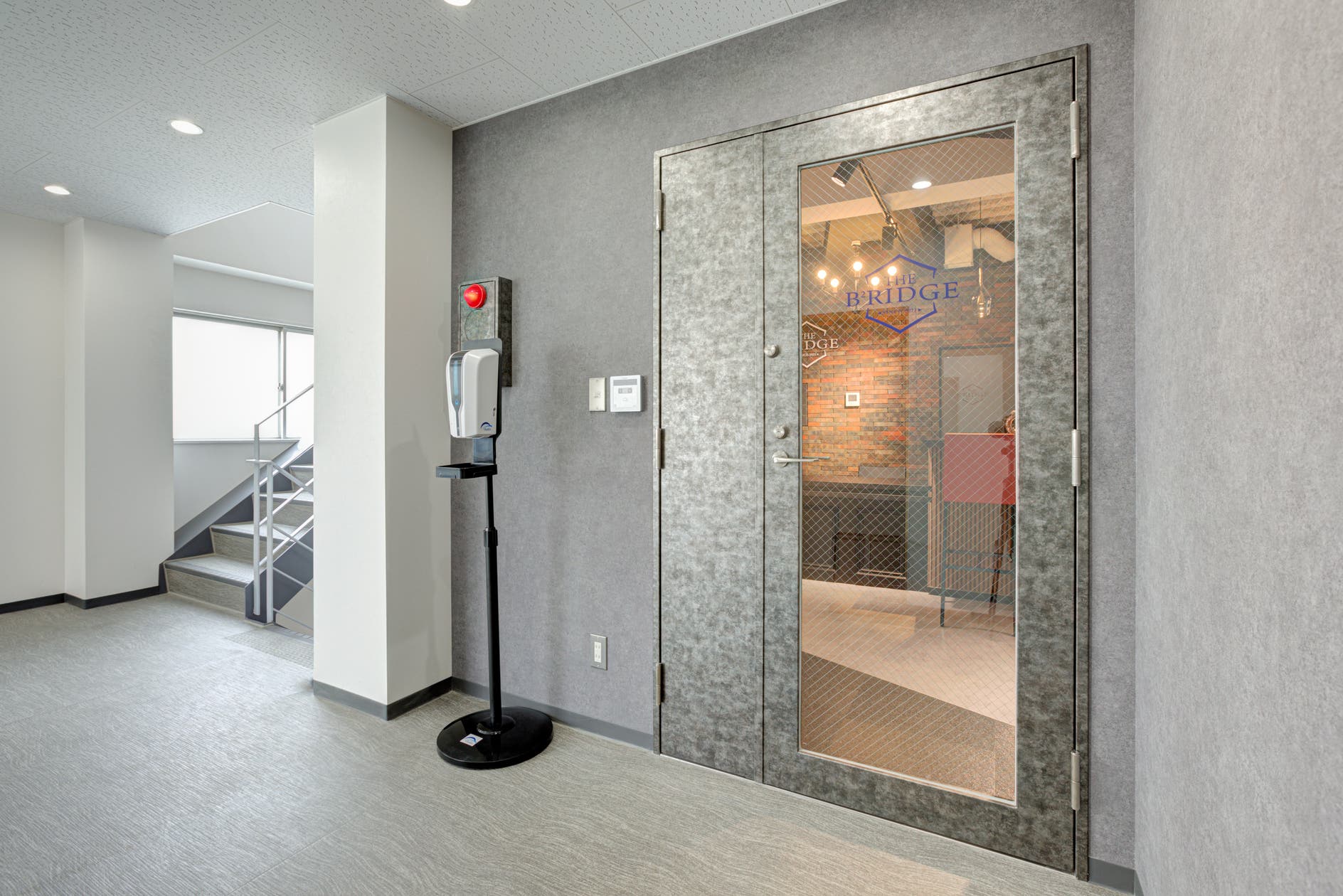 Room7　瑞江駅徒歩2分　エアコン付き完全個室　受付スタッフ常駐/Wi-Fi完備/テレワーク/ゆったりソファの写真6