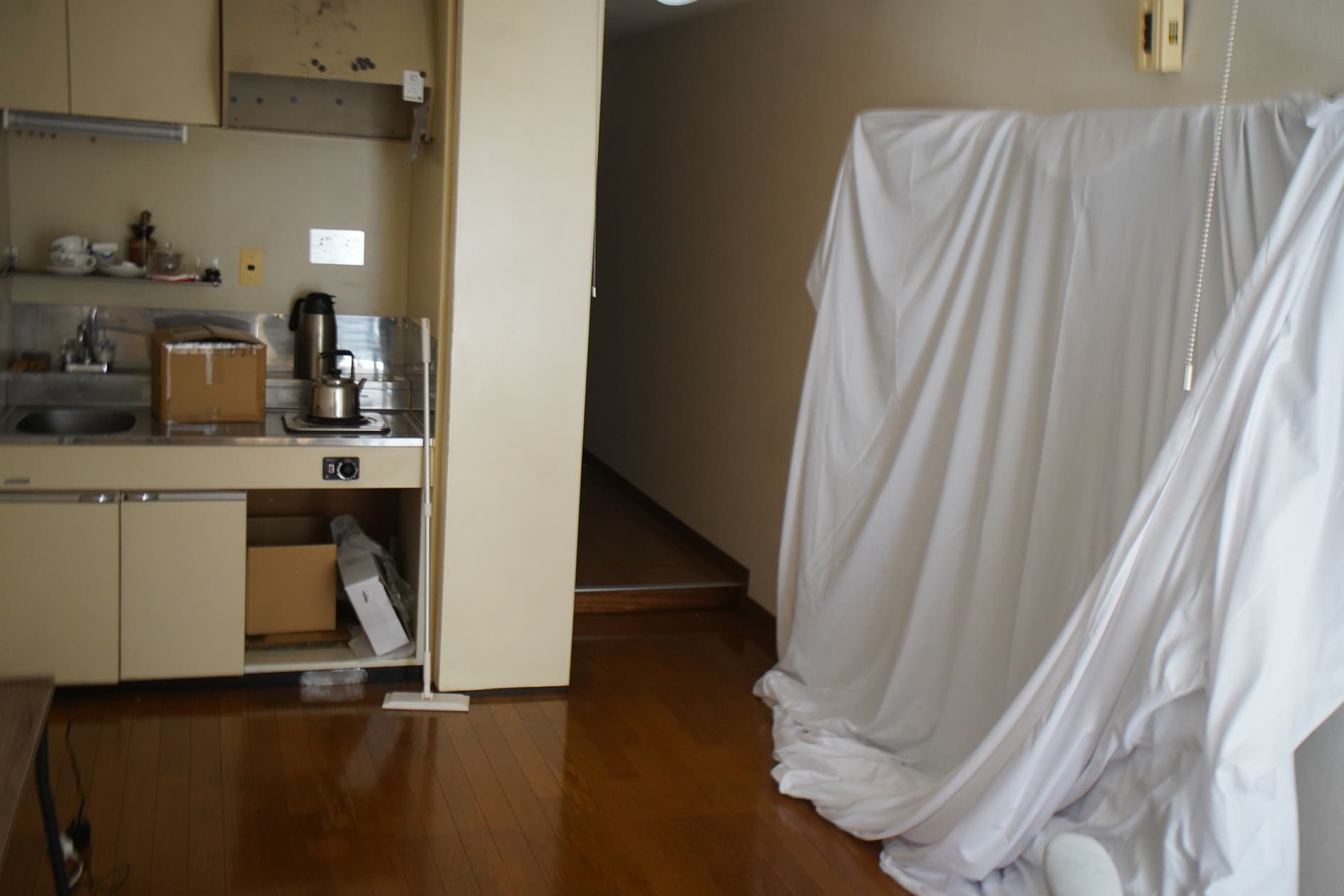 腰痛対策椅子あり！撮影白幕、暗幕あり！サンシャイン通り近く個室スペースの写真3