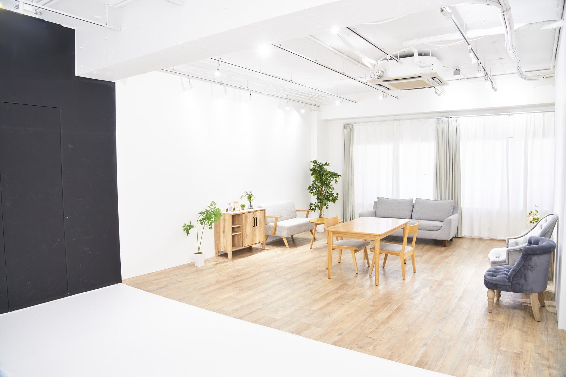 スペモ☁️クリスマス🎄ペット可🐾白ホリ🐇イベント💫撮影🎥ポートレート🫧控え室.765_チェリッシュスタジオ 10号館の写真1