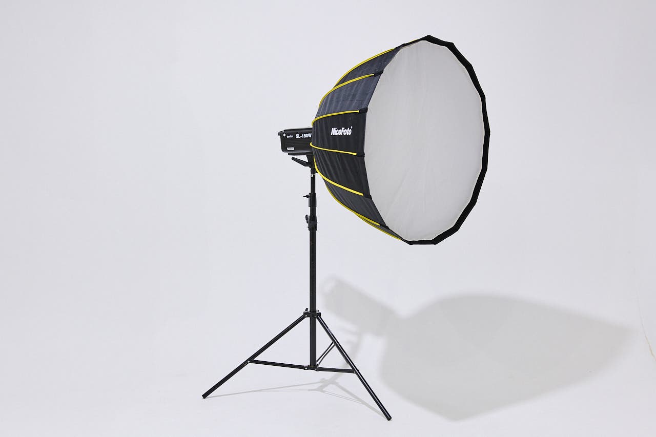 【代官山5分】90㎡天井高3.7ｍ｜プロ監修スタジオ｜自然光ライティング｜白ホリ｜グレー壁ベージュ壁他複数シーン｜機材無料貸出の写真11