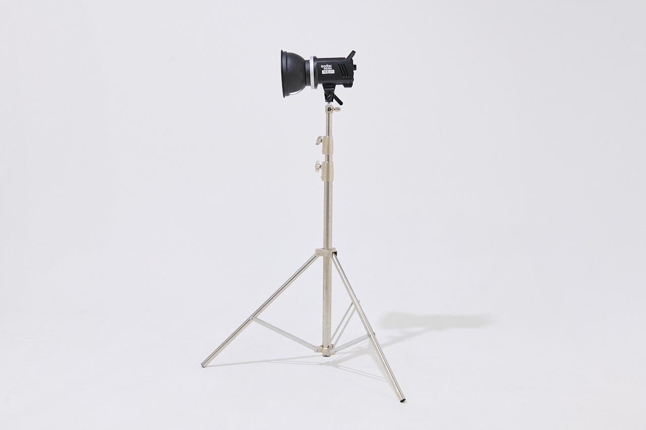 【代官山5分】90㎡天井高3.7ｍ｜プロ監修スタジオ｜自然光ライティング｜白ホリ｜グレー壁ベージュ壁他複数シーン｜機材無料貸出の写真12