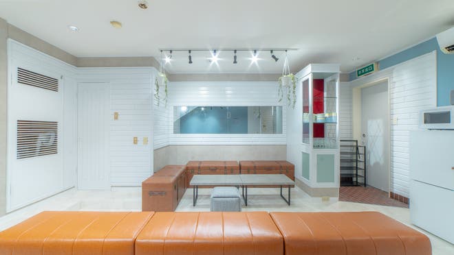 NEW🎉最大35名🉐東梅田駅2分🥳最新大人気ゲーム機🎮女子会💗推し活🌟タコパ🐙パーティ🥂24H🏪Azur梅田の写真3