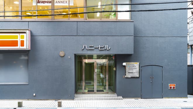 大阪・心斎橋,南船場にある展示会場。自然光あふれる,開放的な空間。の写真6