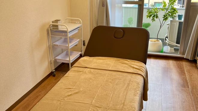 新規OPEN割引実施中✨新宿三丁目駅徒歩3分❗️電動フルフラットベッド完備✨️充実の新品備品とモダン北欧の大人癒し空間🪷🌿の写真22