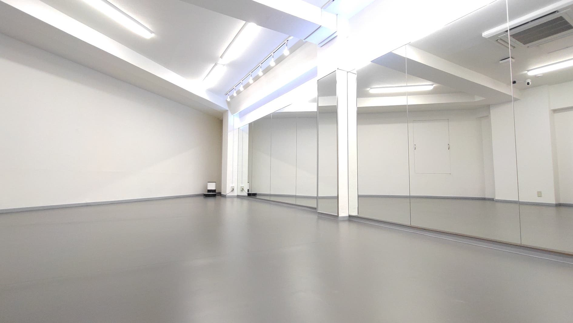 【2025年7月NEWOPEN】人気【最大20名】馬喰町駅3分★アキバ駅チカ★最高級舞台床リノリウム★ダンス&バレエ_Bスタジオの写真8