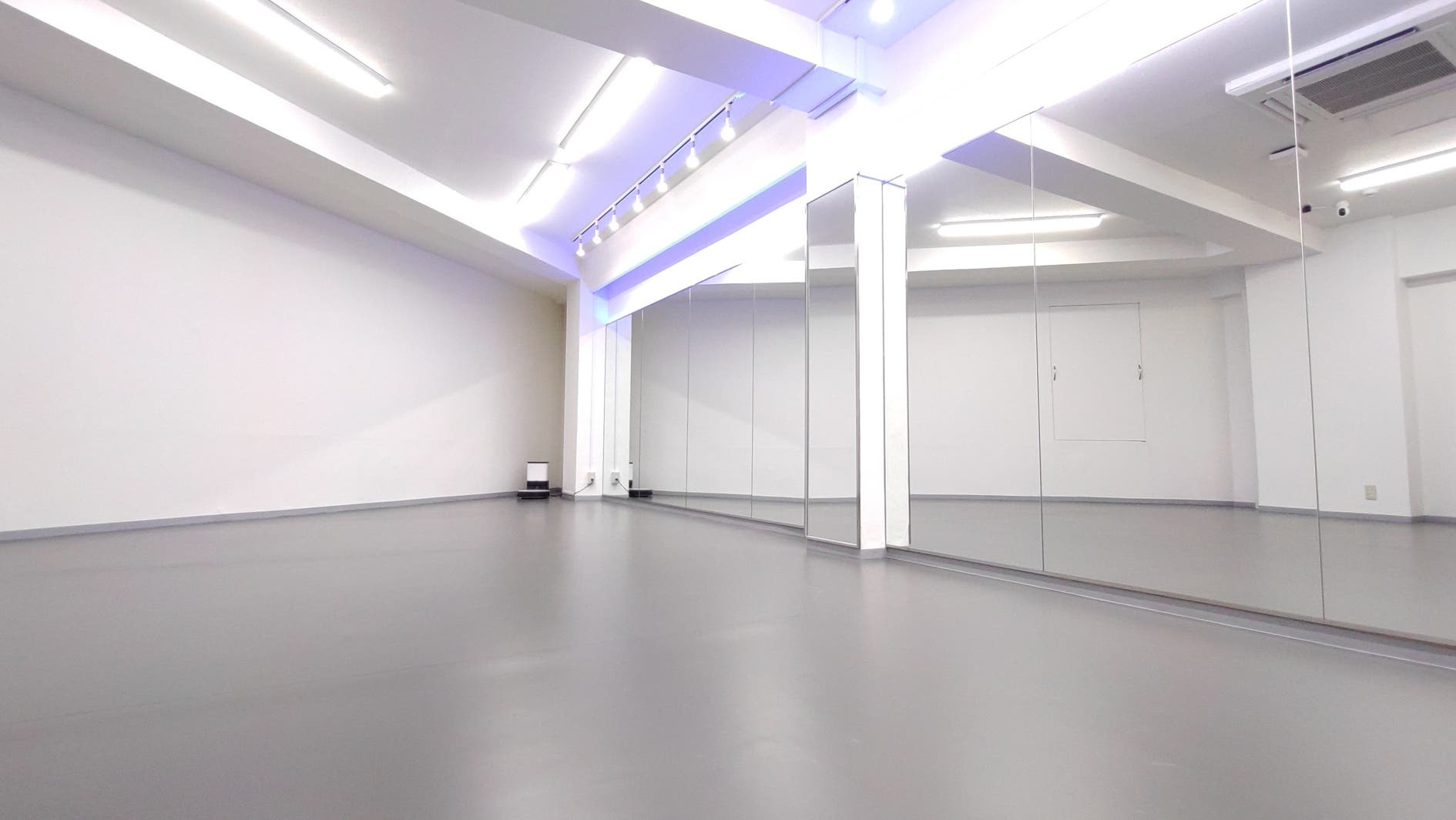 【2025年7月NEWOPEN】人気【最大20名】馬喰町駅3分★アキバ駅チカ★最高級舞台床リノリウム★ダンス&バレエ_Bスタジオの写真4