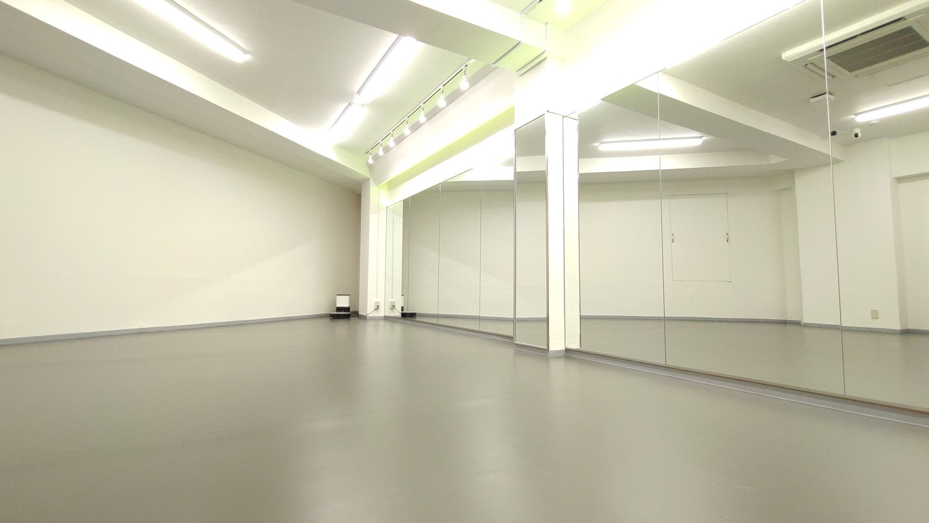 【2025年7月NEWOPEN】人気【最大20名】馬喰町駅3分★アキバ駅チカ★最高級舞台床リノリウム★ダンス&バレエ_Bスタジオの写真12