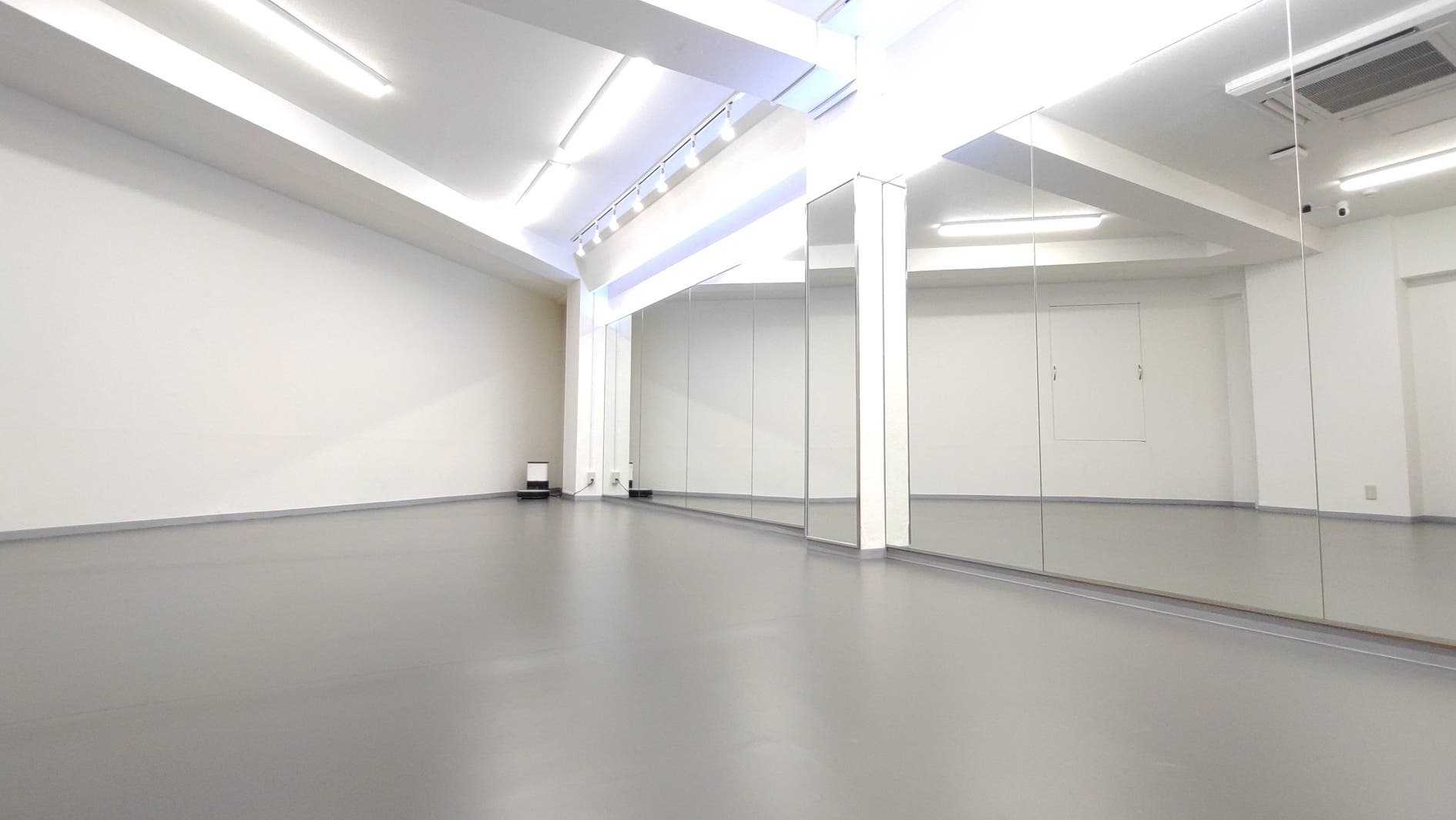 【2025年7月NEWOPEN】人気【最大20名】馬喰町駅3分★アキバ駅チカ★最高級舞台床リノリウム★ダンス&バレエ_Bスタジオの写真14