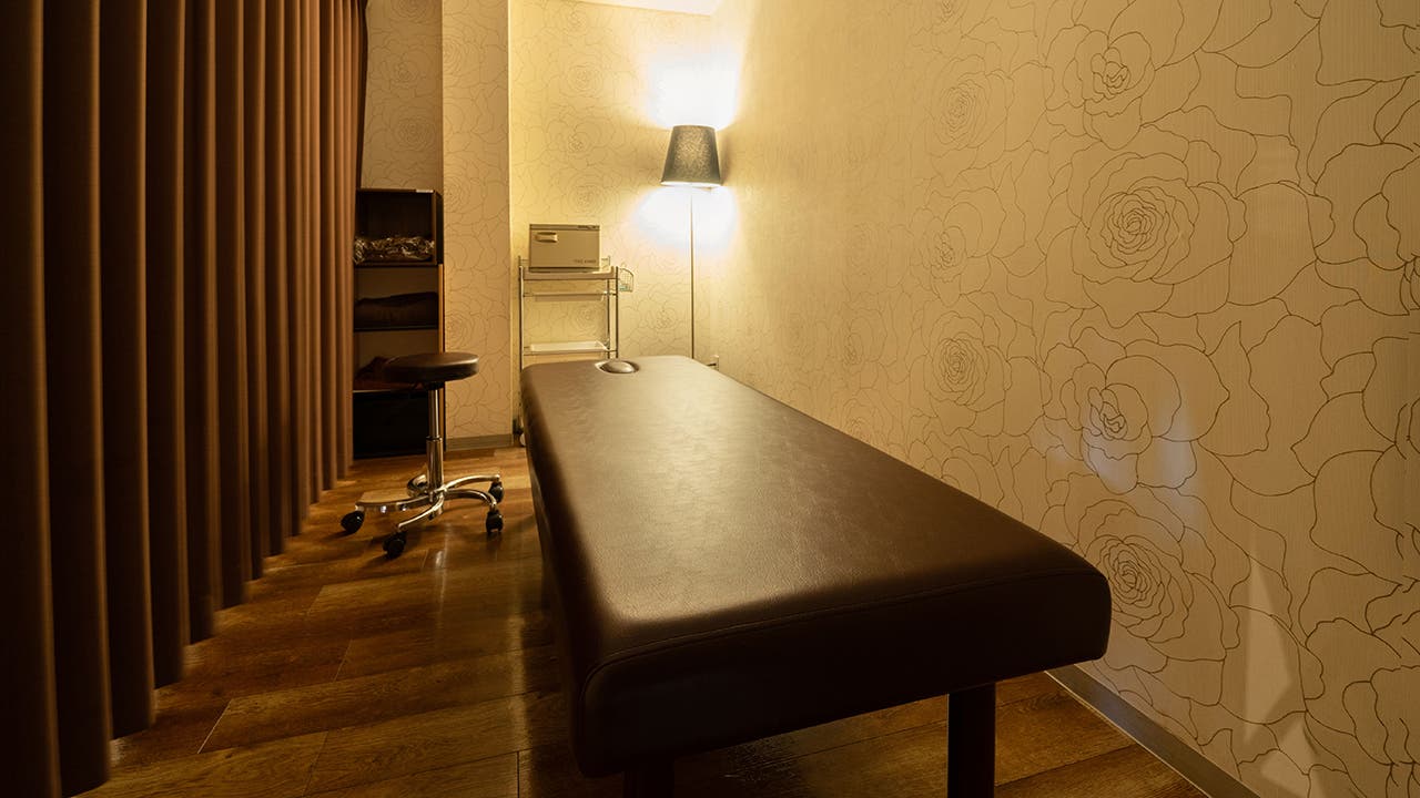 【名古屋 矢場町・栄・エステ】整体・リラグゼーション系エステルームCの写真4