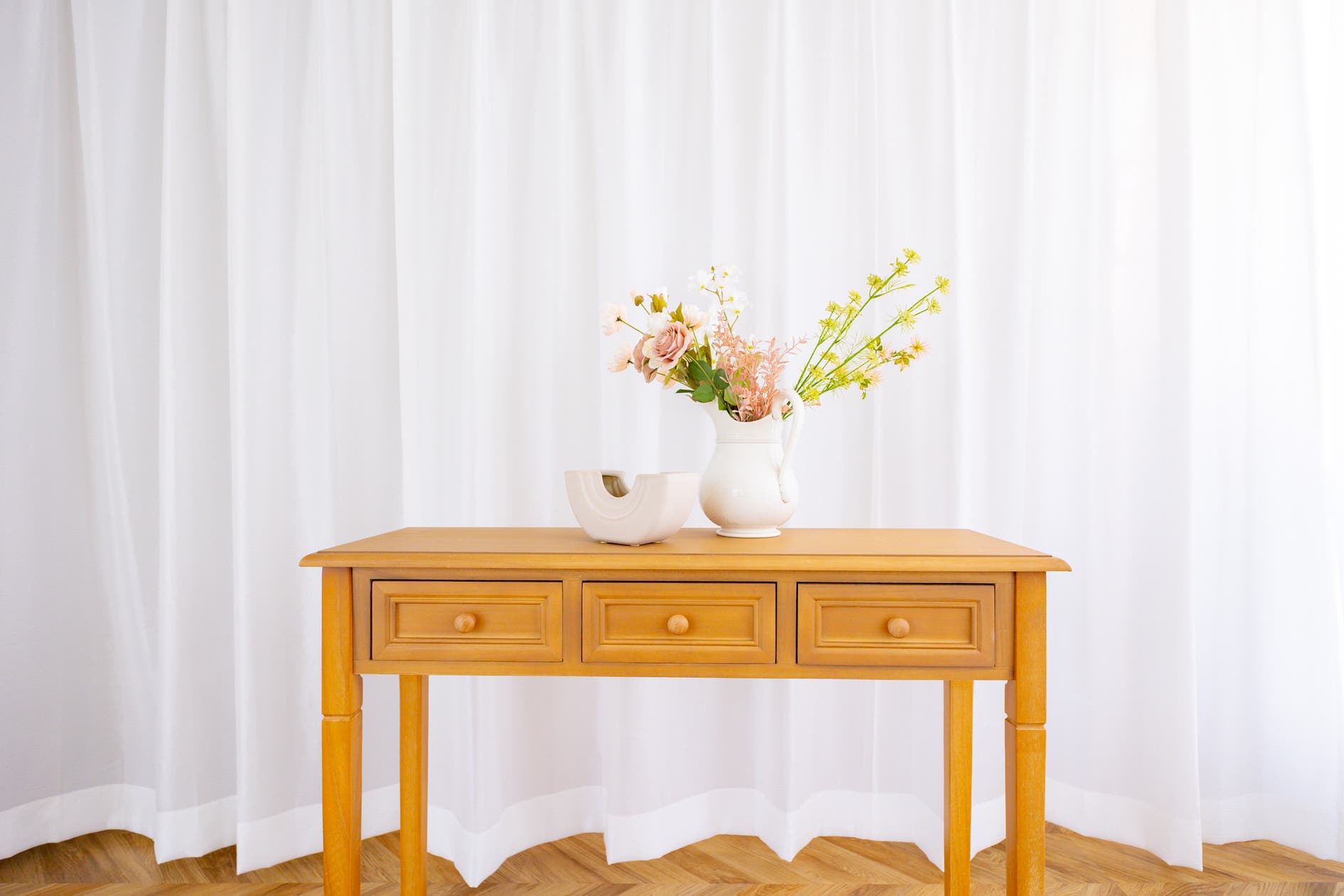 OPEN記念🎉自然光|二面採光|白壁|アーチ壁【アパレル|化粧品|物撮り|コスプレ】韓国風スタジオ🎀背景5種|飯田橋駅チカの写真24