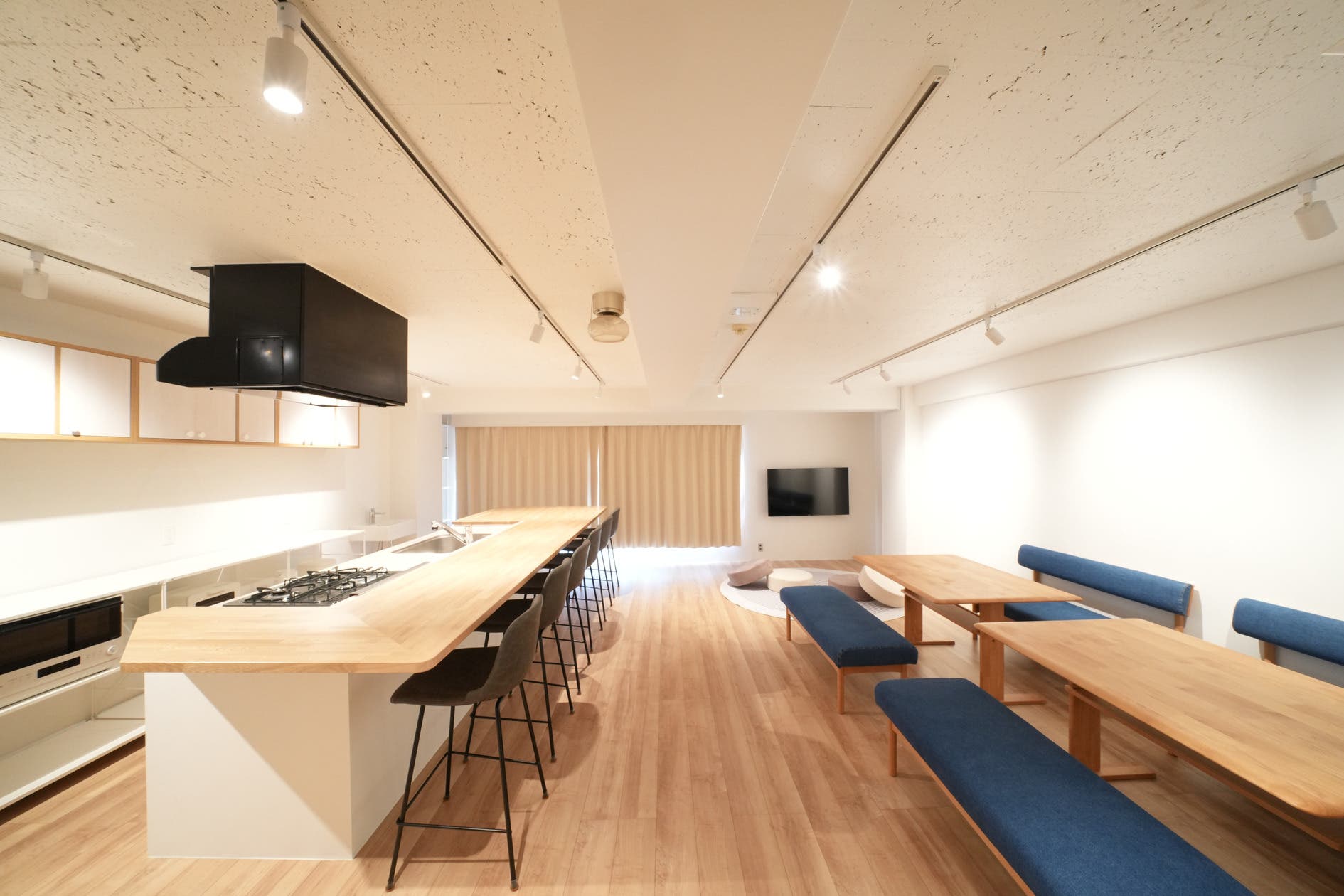 藤沢駅 | 料理と会話を楽しむアイランドキッチン付きスペースの写真3