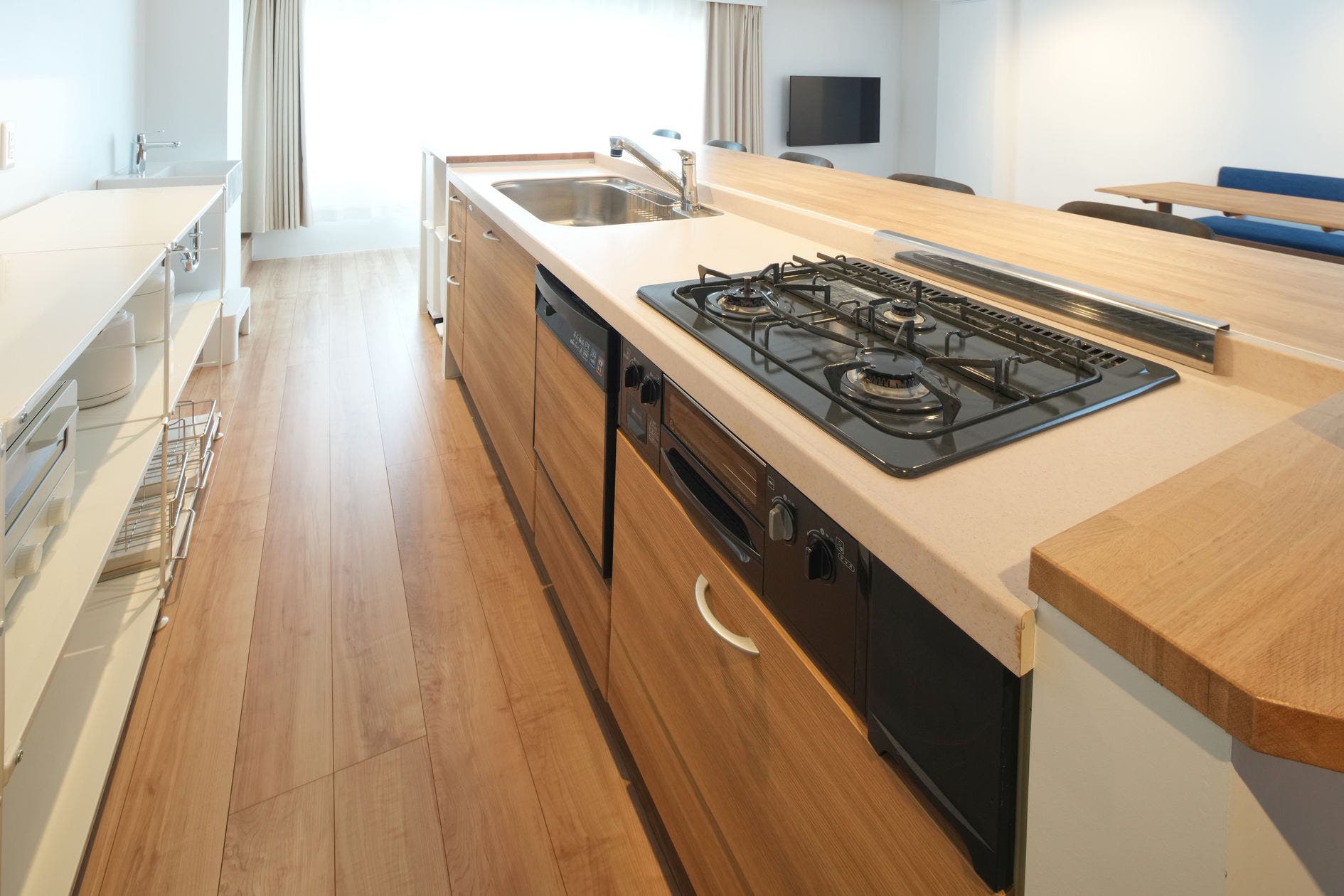 藤沢駅 | 料理と会話を楽しむアイランドキッチン付きスペースの写真5