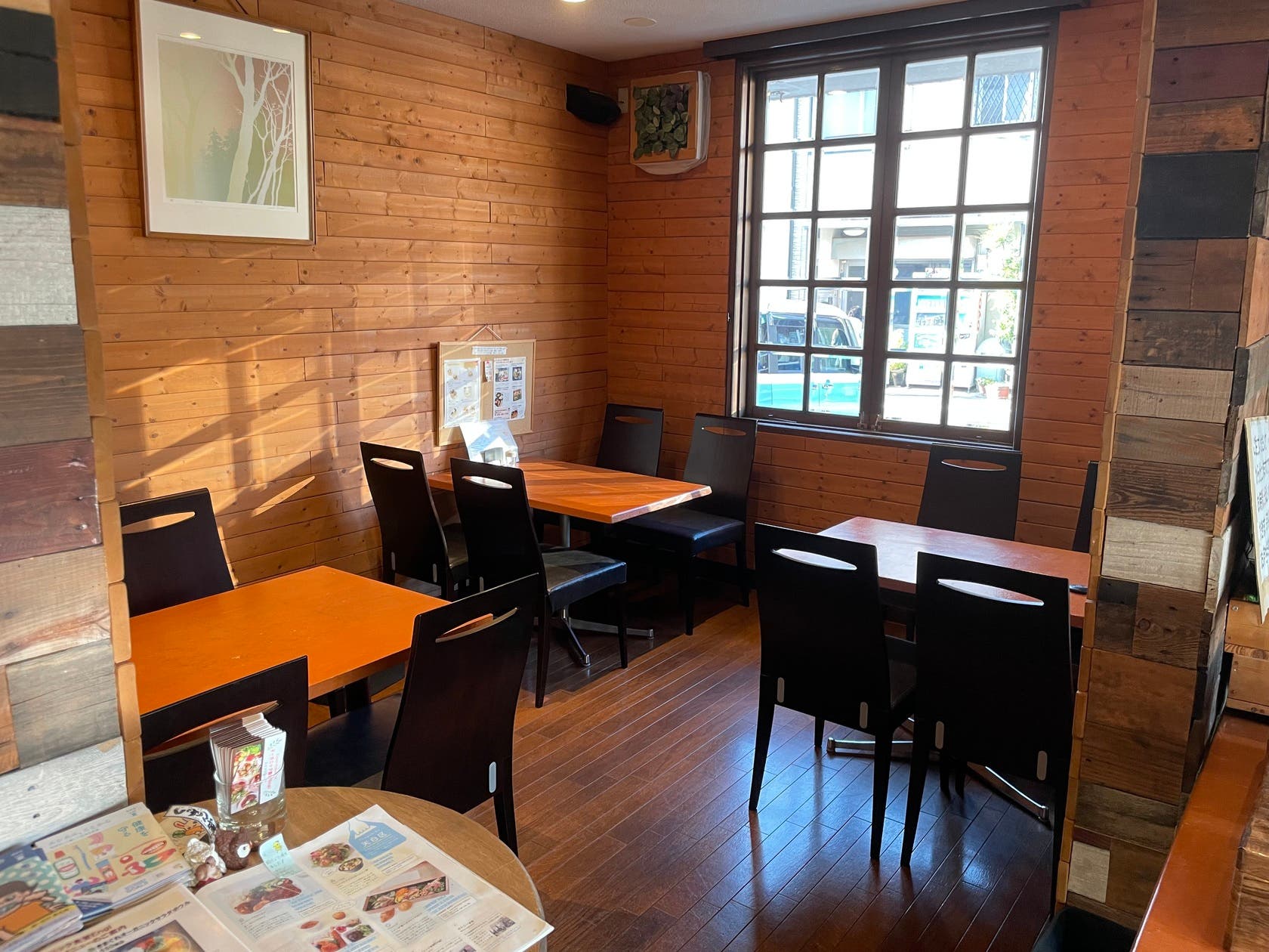 八事駅から徒歩5分のレストランの写真1