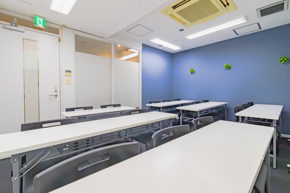 【天神駅出口徒歩2分！定員17名】50インチモニター・10Gbps光回線・WiFi全て無料！ふれあい貸し会議室 天神No151の写真4