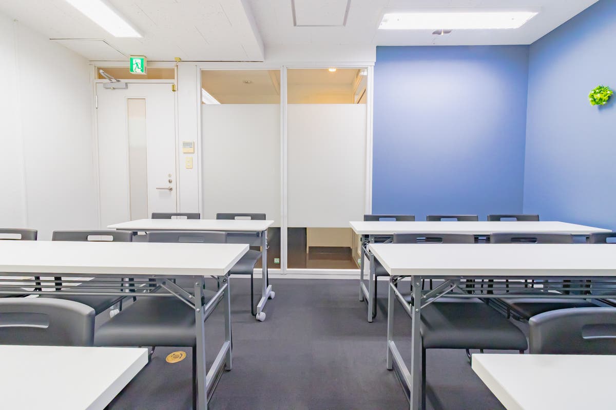 【天神駅出口徒歩2分！定員17名】50インチモニター・10Gbps光回線・WiFi全て無料！ふれあい貸し会議室 天神No151の写真5