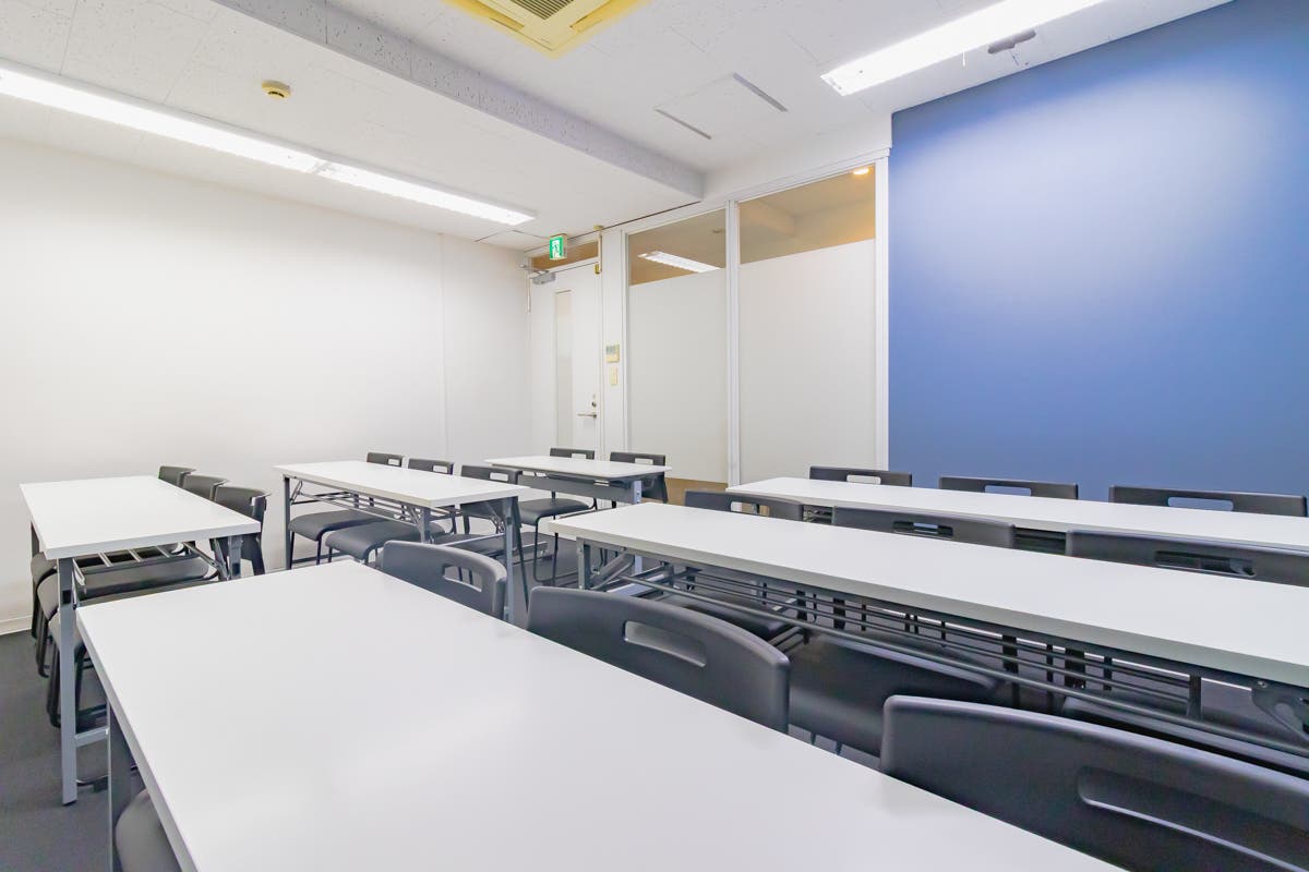 【天神駅出口徒歩2分！定員17名】50インチモニター・10Gbps光回線・WiFi全て無料！ふれあい貸し会議室 天神No151の写真6