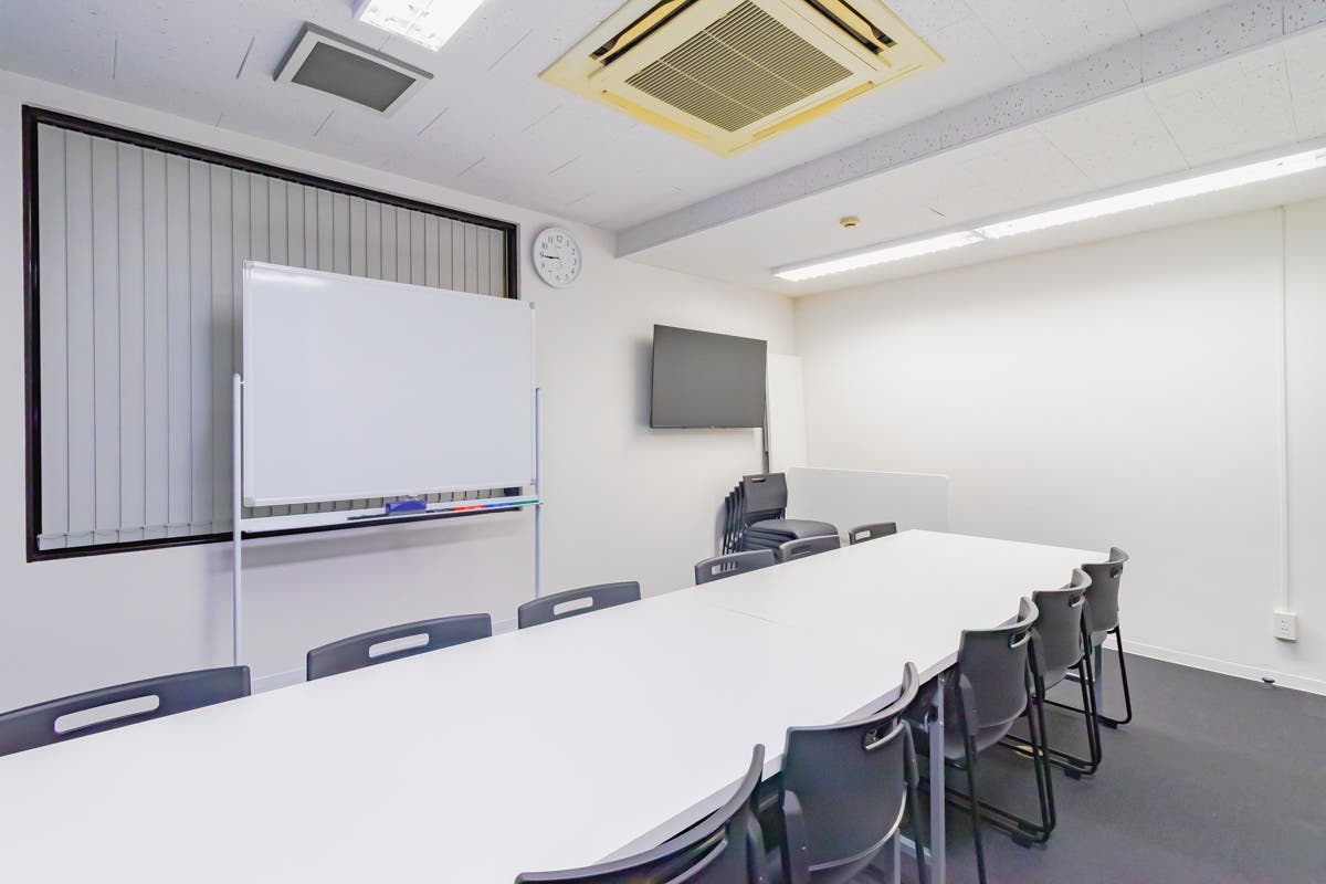 【天神駅出口徒歩2分！定員17名】50インチモニター・10Gbps光回線・WiFi全て無料！ふれあい貸し会議室 天神No151の写真8