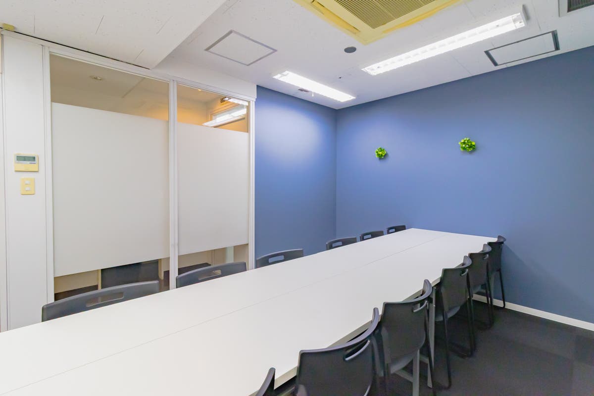 【天神駅出口徒歩2分！定員17名】50インチモニター・10Gbps光回線・WiFi全て無料！ふれあい貸し会議室 天神No151の写真9