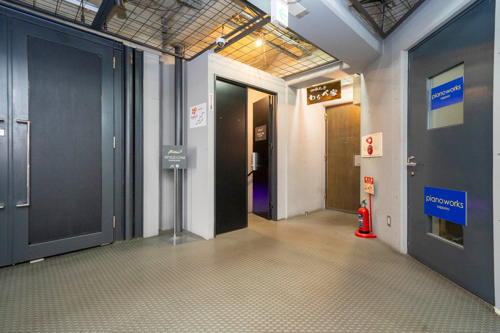 【駐車場10台完備】楽器演奏・ダンス練習など様々な用途でご利用いただけるレンタルスタジオ！地下鉄東西線「西28丁目」徒歩5分の写真15