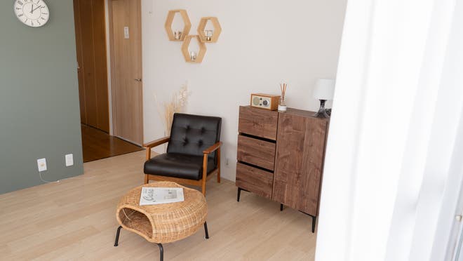 【スタジオK】窓が大きく光がよく入るくつろぎスペース、スタジオKの写真3