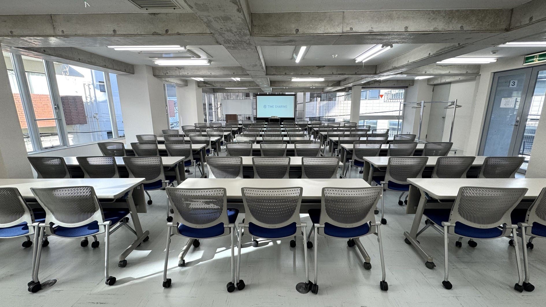 3F【渋谷駅 新南口6分】オプション料金0円で設備・備品使い放題☆便利な駅近♥の写真1