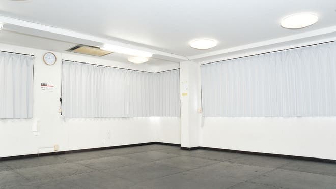 調布駅から徒歩7分!調布で大型鏡のあるスタジオ♪wifi完備!【24時間営業】の写真3