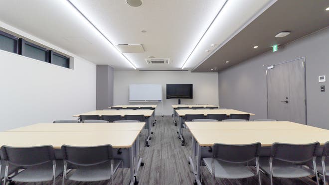【博多駅徒歩2分!36名】モニター・WiFi・ホワイトボード無料!ふれあい貸し会議室Premium トヨタレンタリース博多駅前Bの写真7