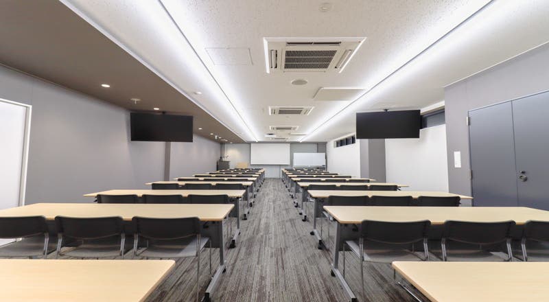【博多駅徒歩2分！66名】プロジェクター・WiFi・マイク無料！ふれあい貸し会議室Premium トヨタレンタリース博多駅前A