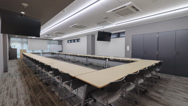 【博多駅徒歩2分!66名】プロジェクター・WiFi・マイク無料!ふれあい貸し会議室Premium トヨタレンタリース博多駅前Aの写真9