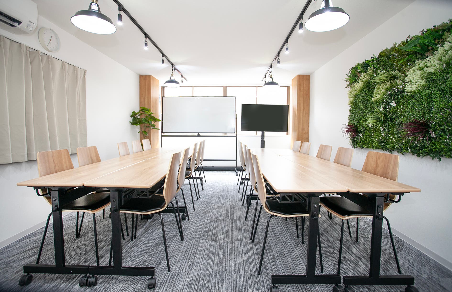 🍃NEW OPEN！🍃駅近1分！最大25人収容の広々会議室✨懇親会・飲食アルコール🍷OK！ボドゲ・女子会👑施術台2台有✨の写真2