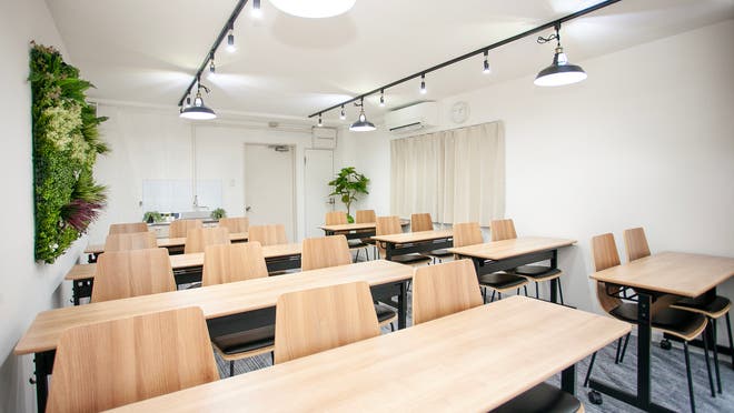 🍃NEW OPEN!🍃駅近1分!最大25人収容の広々会議室✨懇親会・飲食アルコール🍷OK!ボドゲ・女子会👑施術台2台有✨の写真6