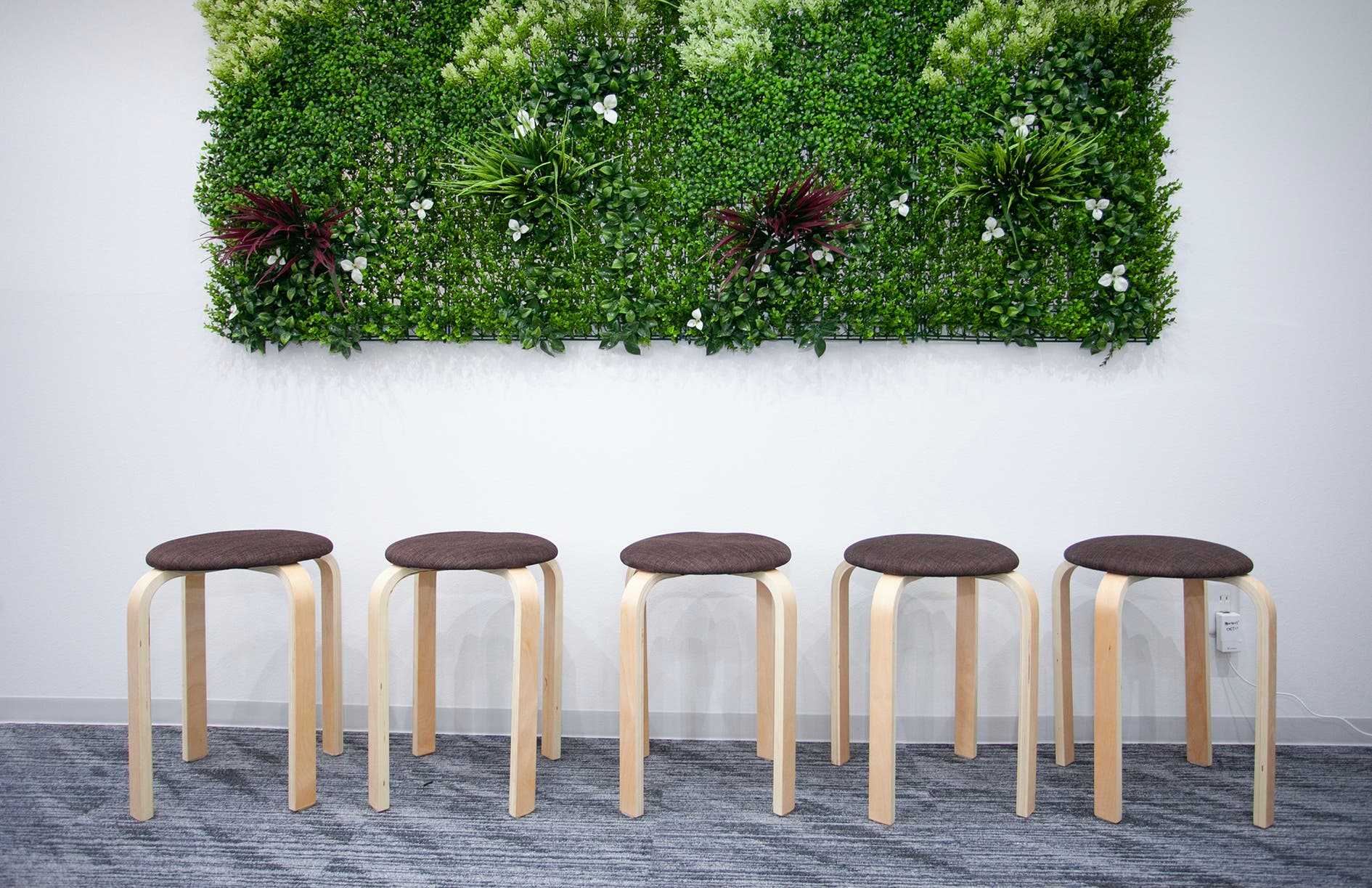 🍃NEW OPEN！🍃駅近1分！最大25人収容の広々会議室✨懇親会・飲食アルコール🍷OK！ボドゲ・女子会👑施術台2台有✨の写真7