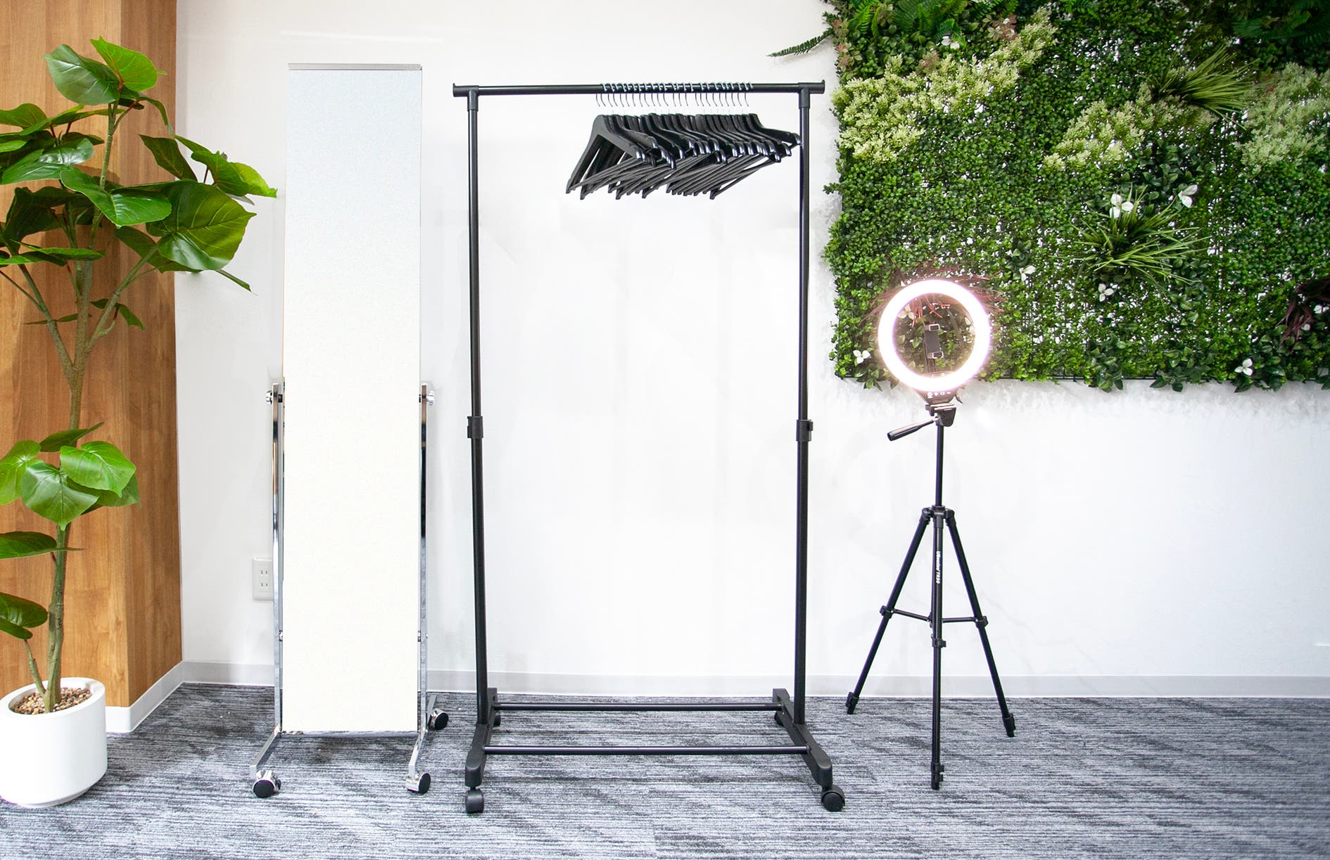 🍃NEW OPEN！🍃駅近1分！最大25人収容の広々会議室✨懇親会・飲食アルコール🍷OK！ボドゲ・女子会👑施術台2台有✨の写真12